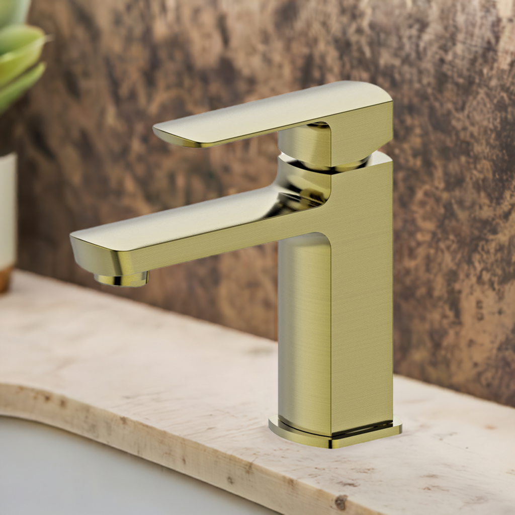 Milano Lav Faucet - Single-Control & Durable | Bath Royale